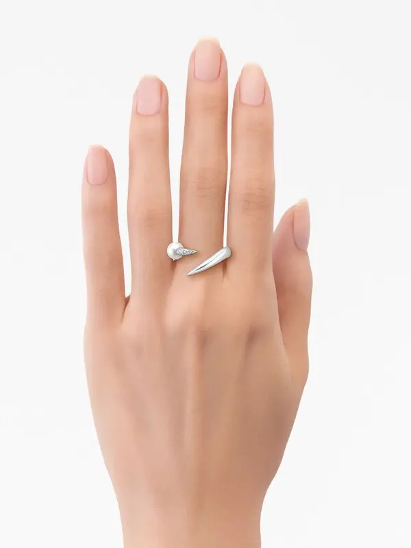 TASAKI 18kt White Gold Danger Horn Ring