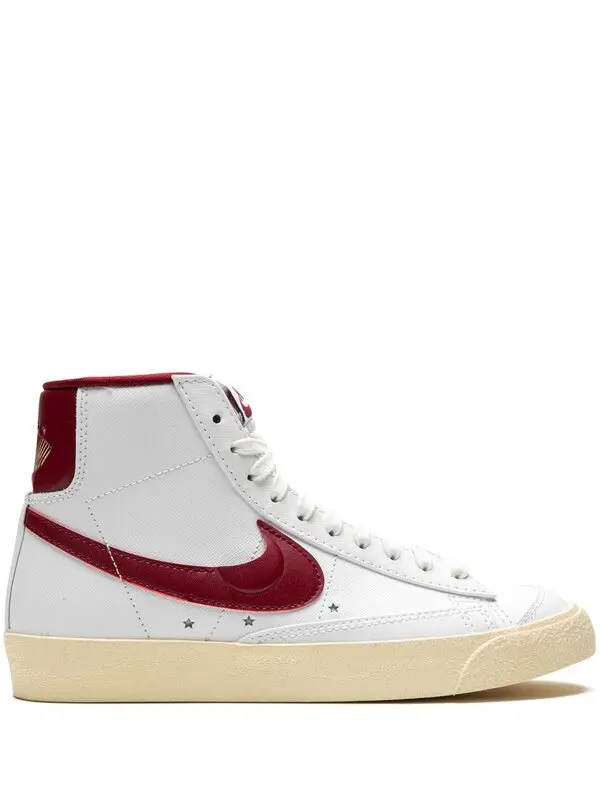 Nike Blazer Mid '77 Sneakers