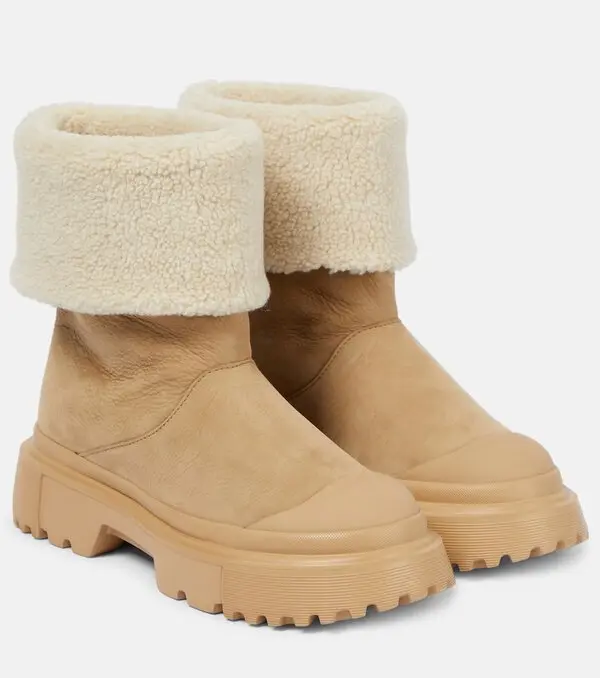 Hogan H619 Suede Ankle Boots - Beige