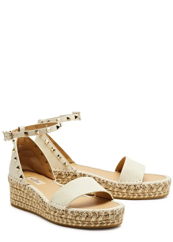 Valentino Garavani Rockstud 50 Leather Wedge Espadrilles - Ivory