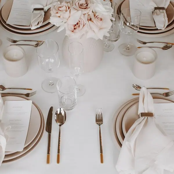 VILLEROY & BOCH New Moon Salad Plate - Beige