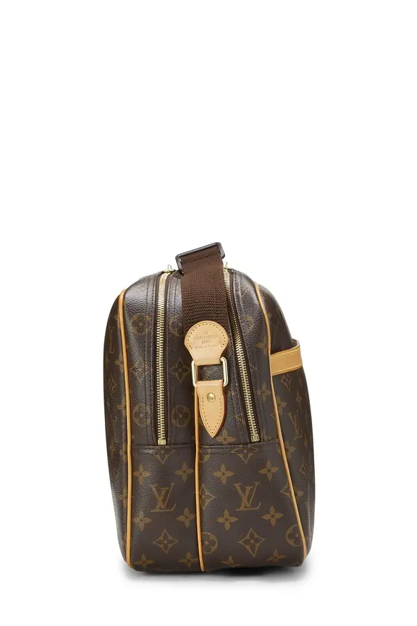 LOUIS VUITTON Reporter Bag