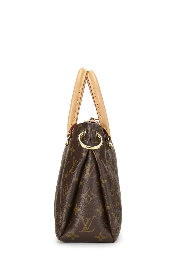 LOUIS VUITTON Monogram Canvas Pallas - Brown