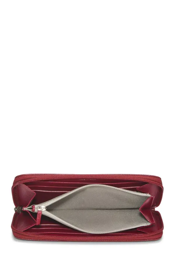 Chanel Caviar Zip Around Wallet