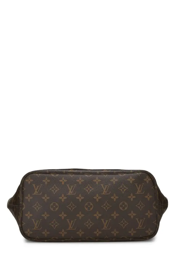 LOUIS VUITTON Monogram World Tour Neverfull - Brown