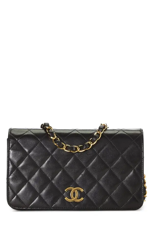 Chanel Quilted Lambskin Snap Full Flap Bag - Black