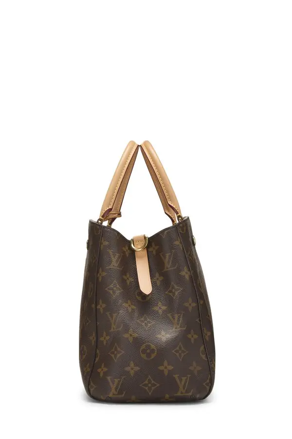 LOUIS VUITTON Monogram Canvas Montaigne - Brown