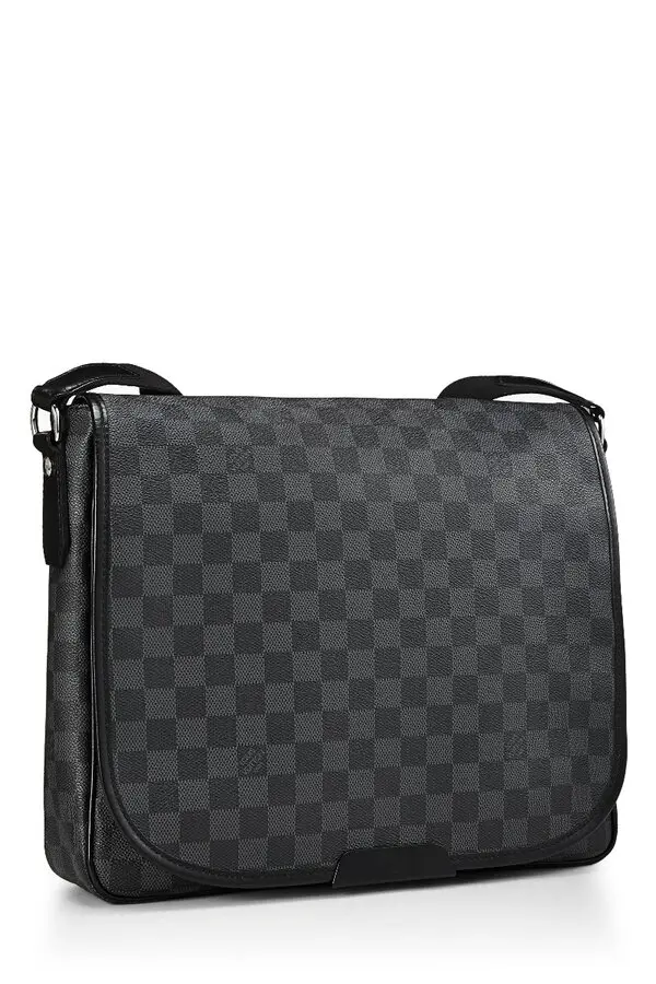 LOUIS VUITTON Damier Graphite Daniel