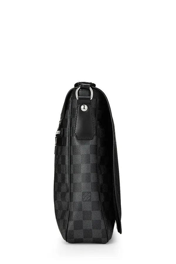 LOUIS VUITTON Damier Graphite Daniel