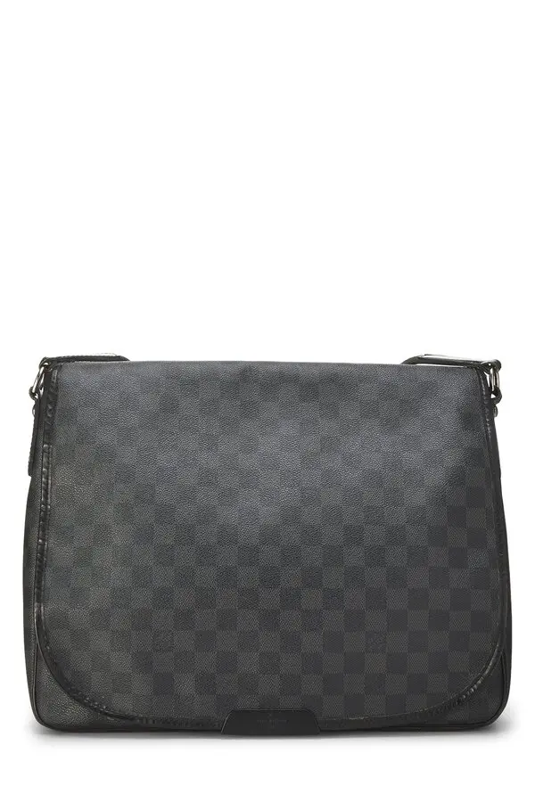 LOUIS VUITTON Damier Graphite Daniel Messenger Bag - Black