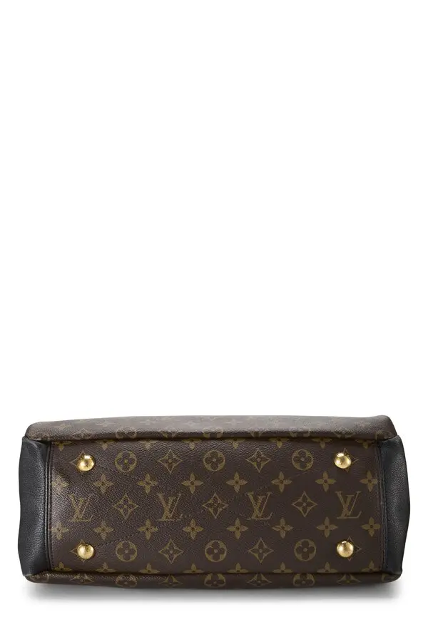 LOUIS VUITTON Monogram Canvas Pallas Nm - Black