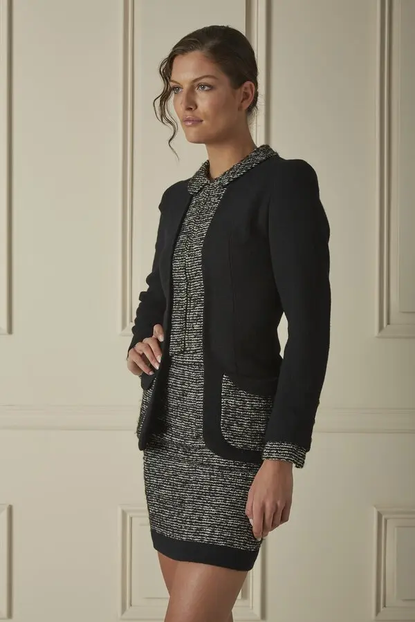 Chanel White Tweed Zip-up Skirt Suit Set