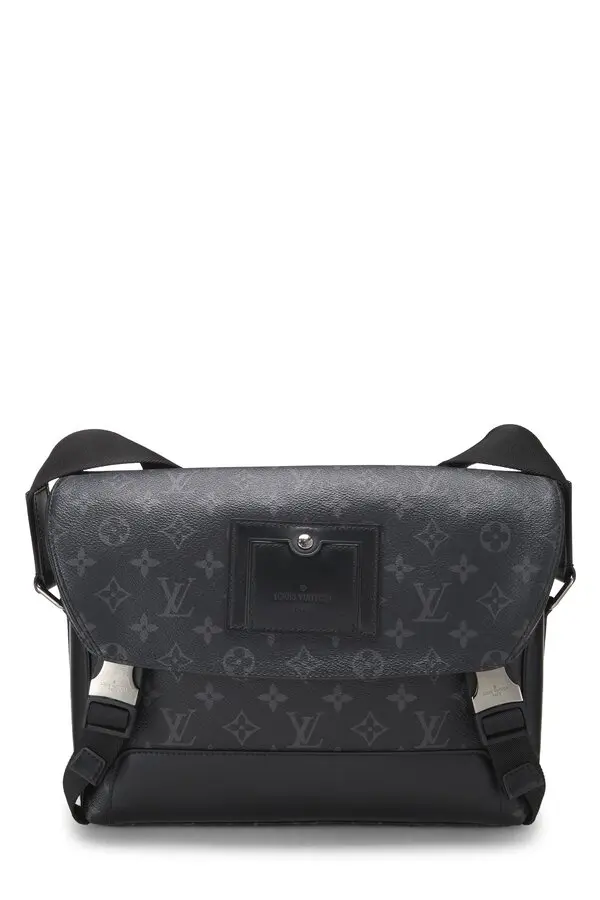 LOUIS VUITTON Monogram Eclipse Voyager Messenger