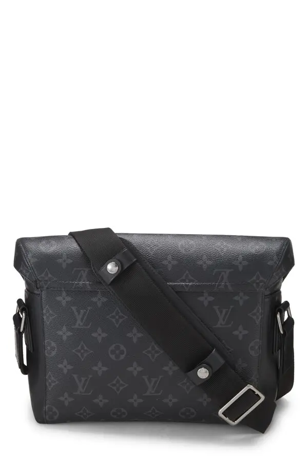 LOUIS VUITTON Monogram Eclipse Voyager Messenger