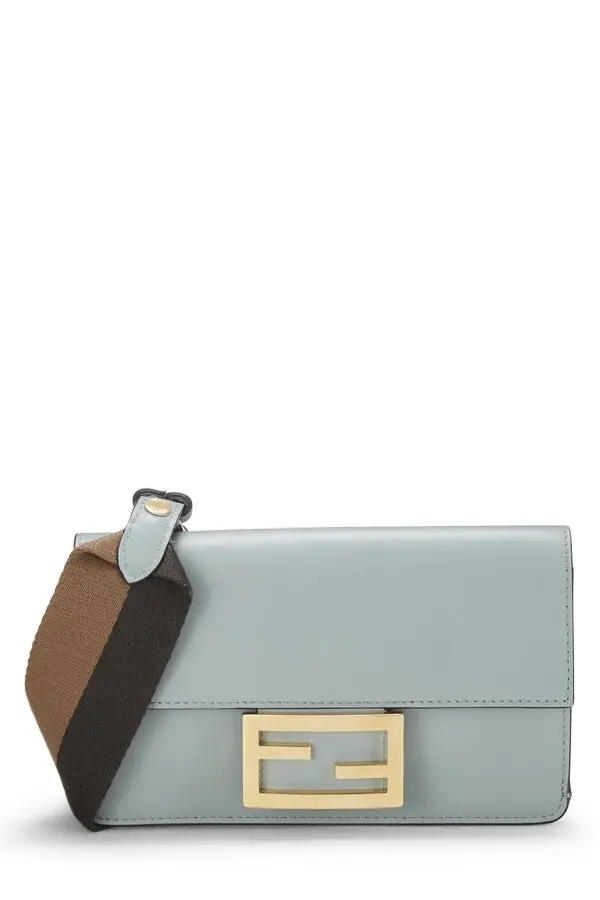 Fendi Leather Flat Baguette Bag - Green