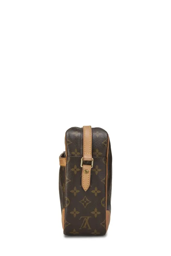 LOUIS VUITTON Monogram Canvas Trocadero 30