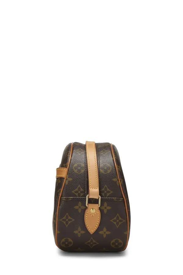 LOUIS VUITTON Monogram Canvas Blois