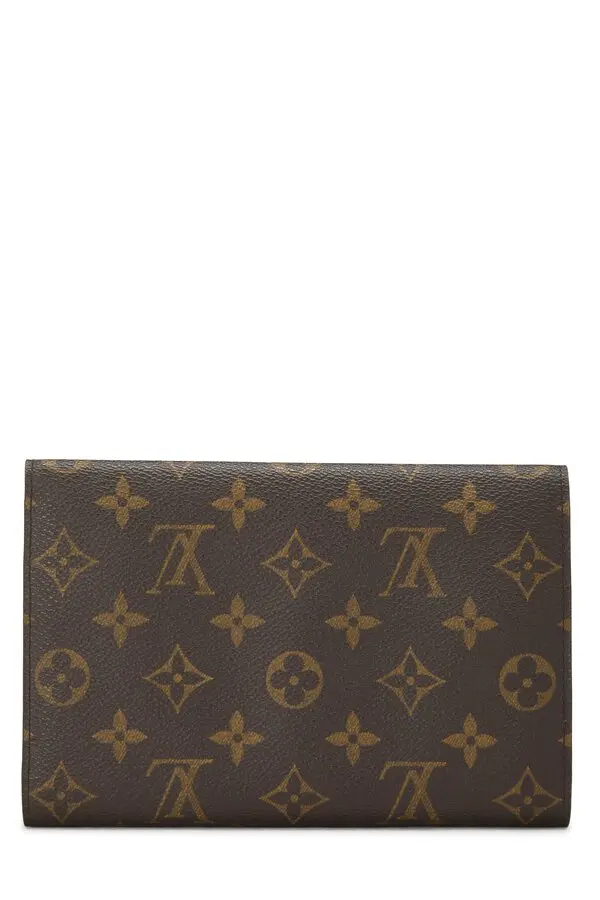 LOUIS VUITTON Monogram Canvas Pochette Passport