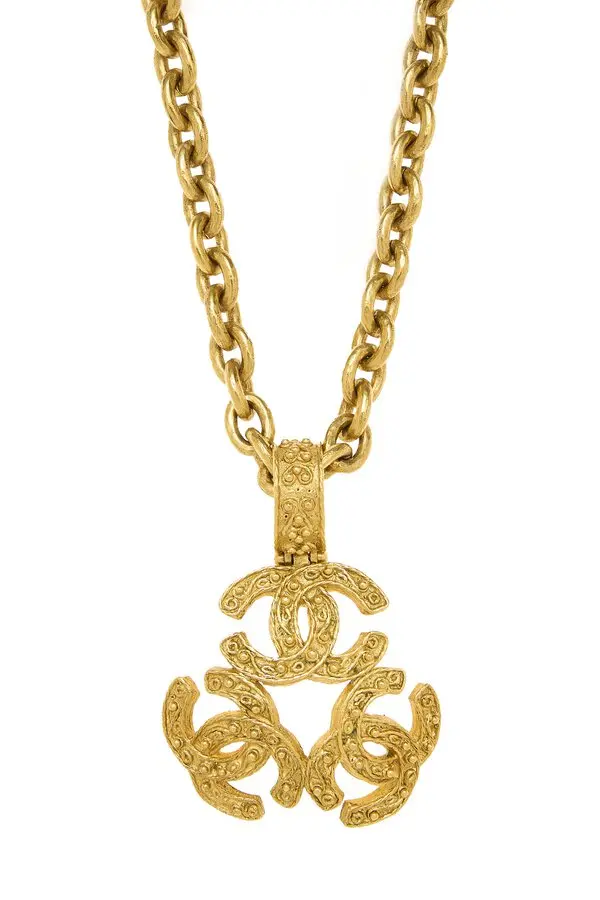 Chanel Filigree 'cc' Round Pendant Necklace