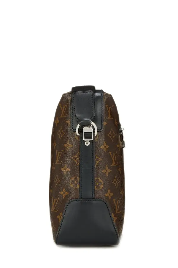 LOUIS VUITTON Monogram Macassar Torres