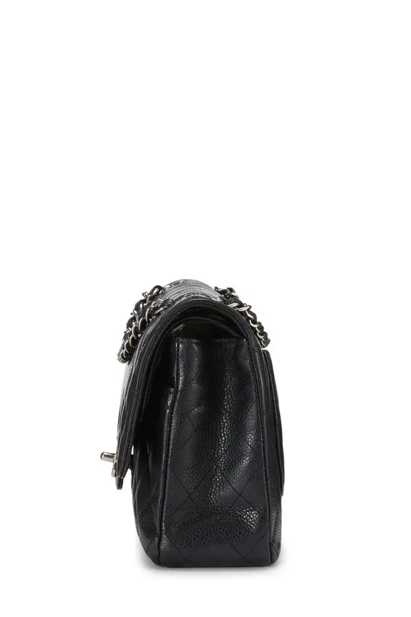 Chanel Quilted Caviar Classic Double Flap Medium - Black