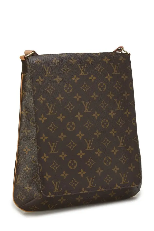 LOUIS VUITTON Monogram Canvas Musette