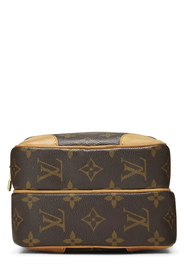 LOUIS VUITTON Monogram Canvas Amazone Shoulder Bag