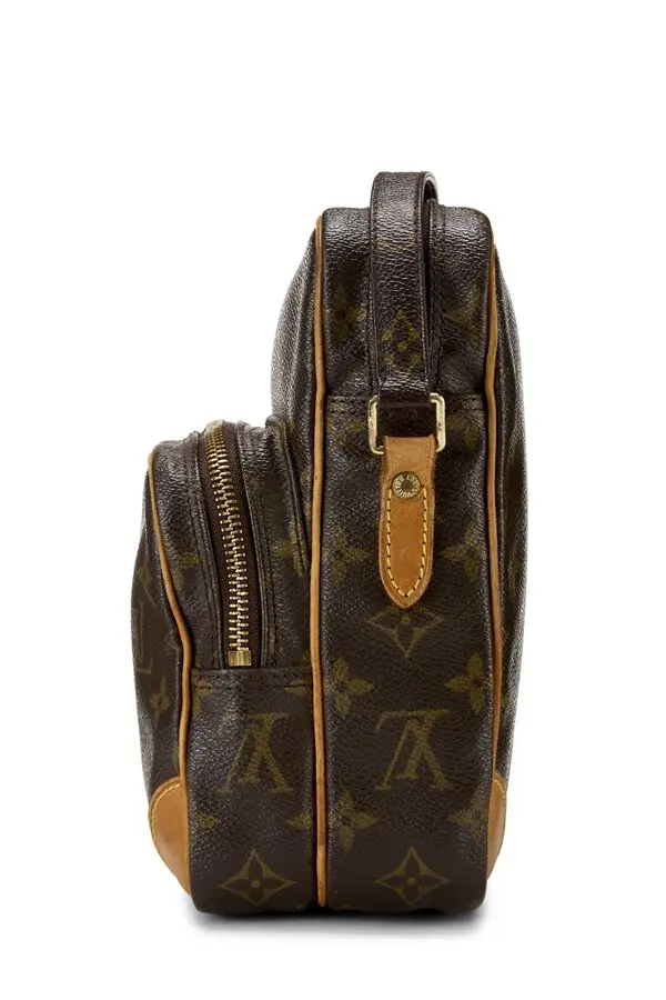LOUIS VUITTON Monogram Canvas Amazone Bag
