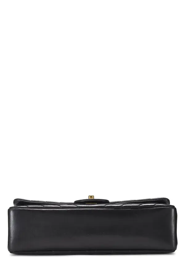 Chanel Chevron Lambskin Classic Double Flap Medium
