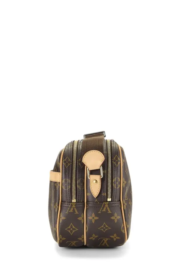 LOUIS VUITTON Monogram Reporter