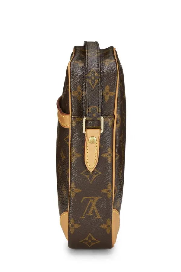LOUIS VUITTON Monogram Canvas Danube