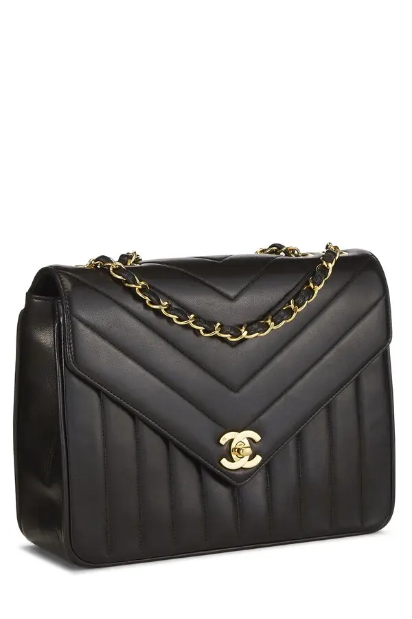 Chanel Chevron Lambskin Envelope Flap Bag - Black