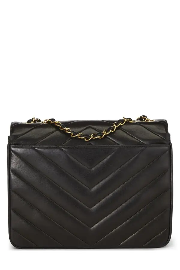 Chanel Chevron Lambskin Envelope Flap Bag - Black