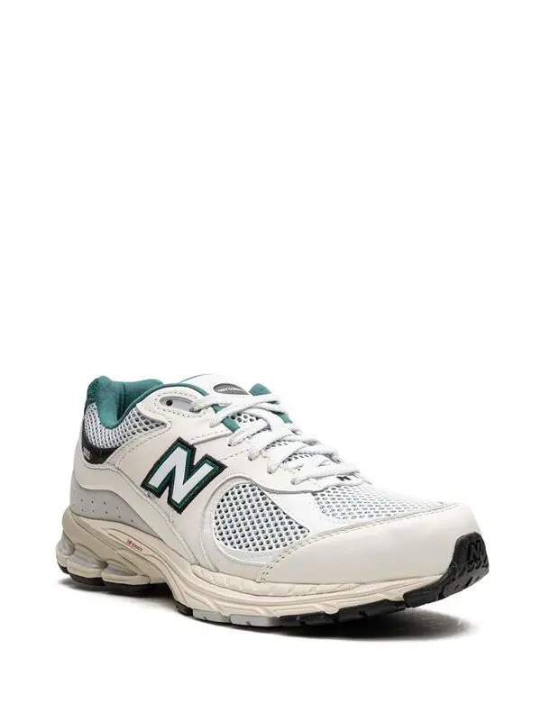 NEW BALANCE 2002r Sneakers - White