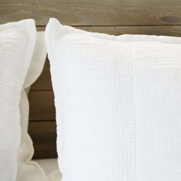 POM POM AT HOME Nantucket Sham, Standard - White