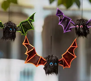 EVERGREEN Animated Shaking Bat W/ Sound Hanging Decor