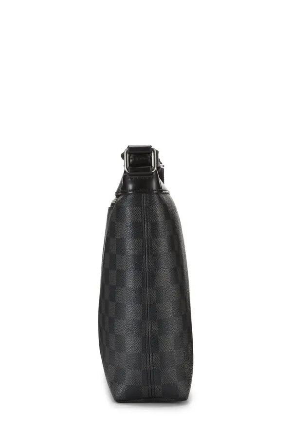 LOUIS VUITTON Damier Graphite Mick Nm Messenger Bag