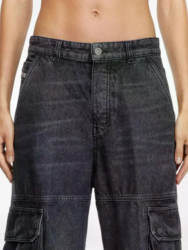 DIESEL® 1996 D-sire Relaxed Low Waist Cargo Jeans - Black
