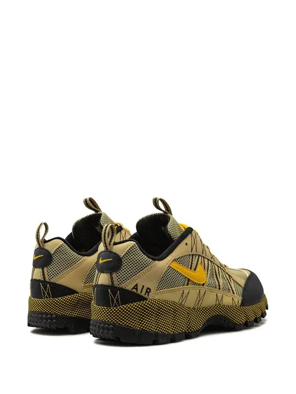 Nike Air Humara Sneakers
