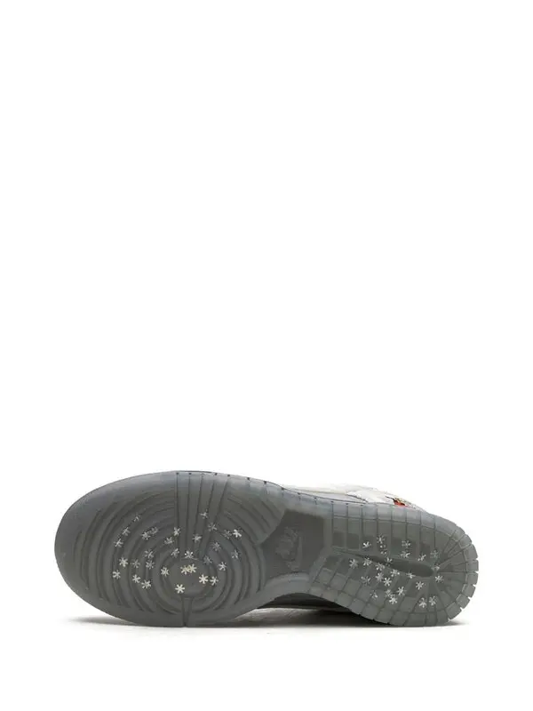Nike Dunk Low Ice Sneakers - Grey