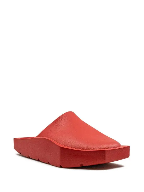 JORDAN Hex Triple Mules - Red