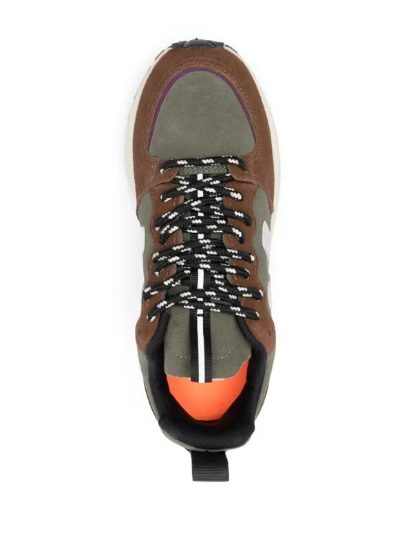 VEJA Venturi Panelled Sneakers