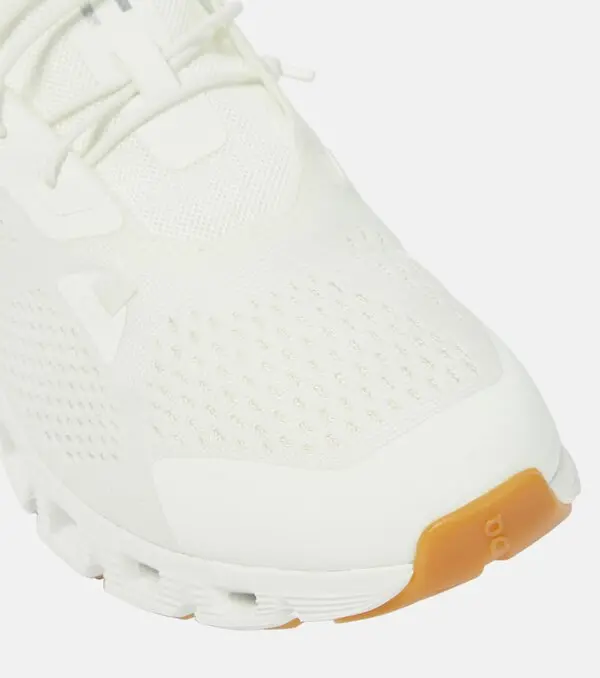 On 5 Coast Running Shoes