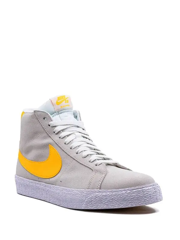 Nike Sb Blazer Mid Sneakers - White