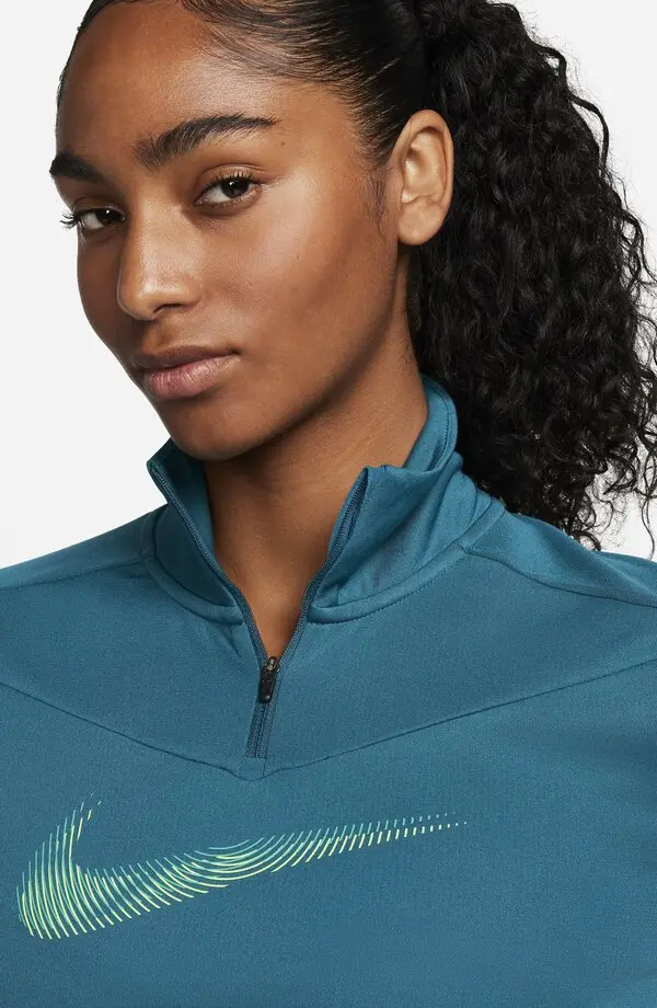 Nike Dri-fit Swoosh Quarter Zip Running Pullover - Geode Teal/ Clear Jade Ii