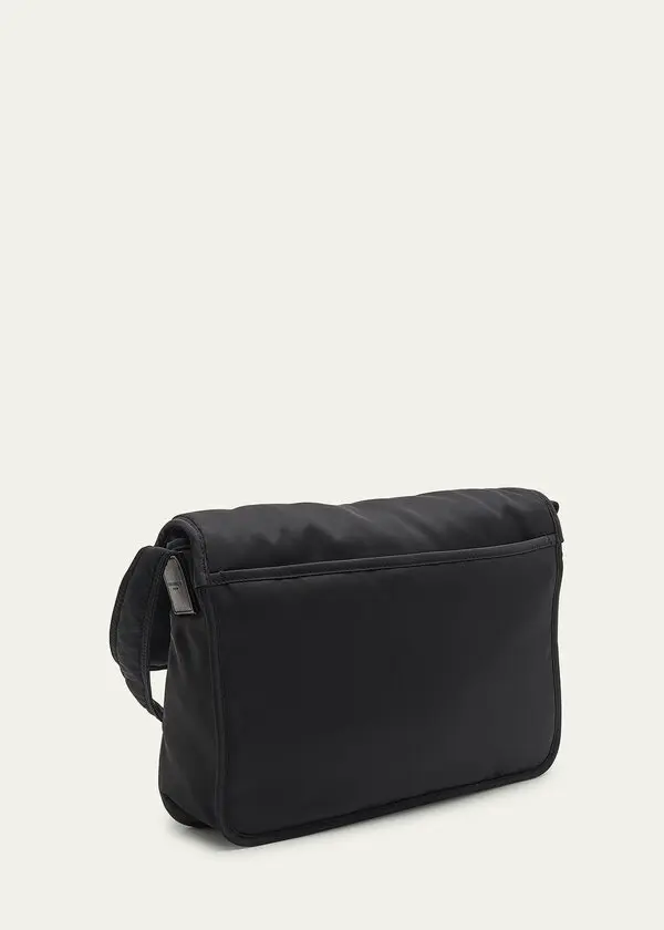 Saint Laurent Niki Messenger Bag - Black