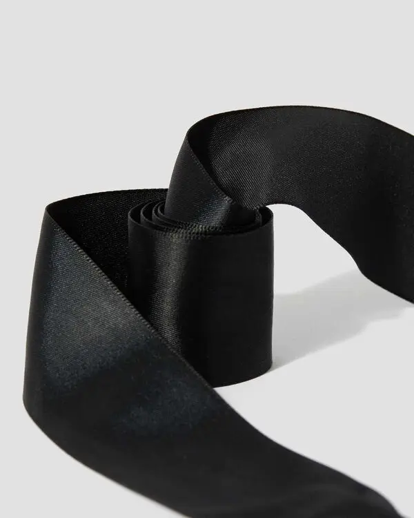 Dr. Martens 55-inch Ribbon Laces - Black