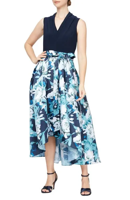 latest fashion dresses for women Latest Women Fashion Dresses Online Shop – T'Essentials main image 0