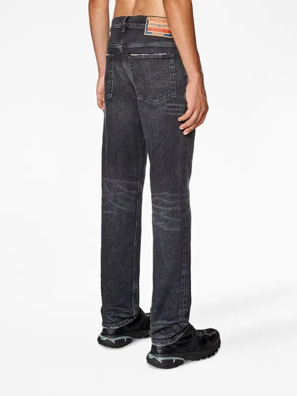 DIESEL® 2023 D-finitive 09g23 Tapered Jeans