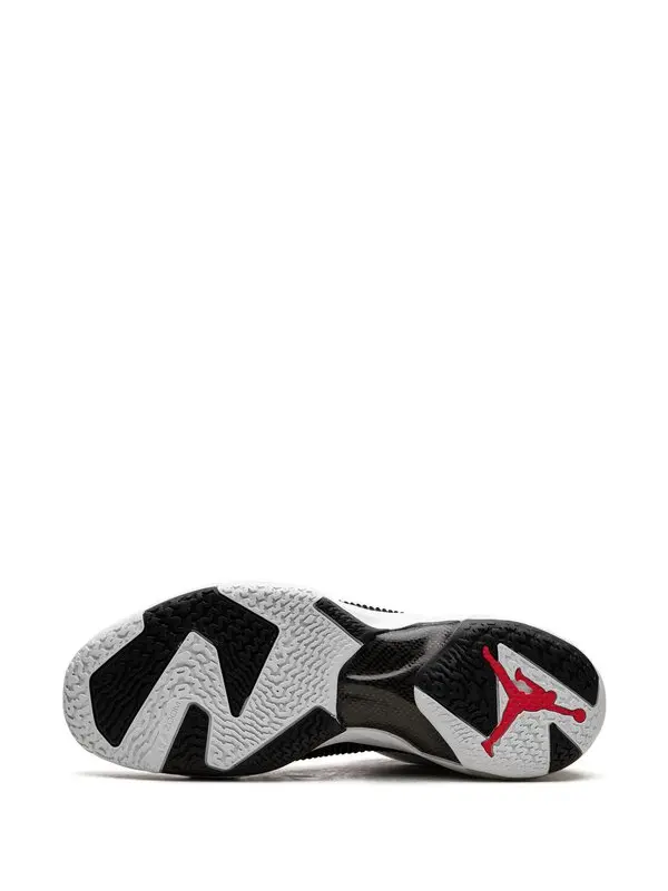 JORDAN Air 37 Low Sneakers